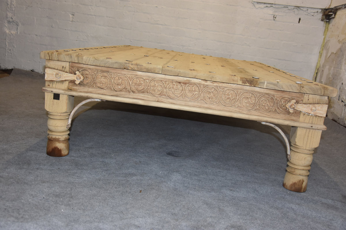 WOODEN TAKHAT TABLE – Aarna Handicrafts